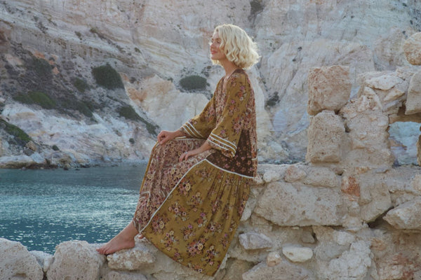 Mediterranean Moments With Elise Cook – SPELL